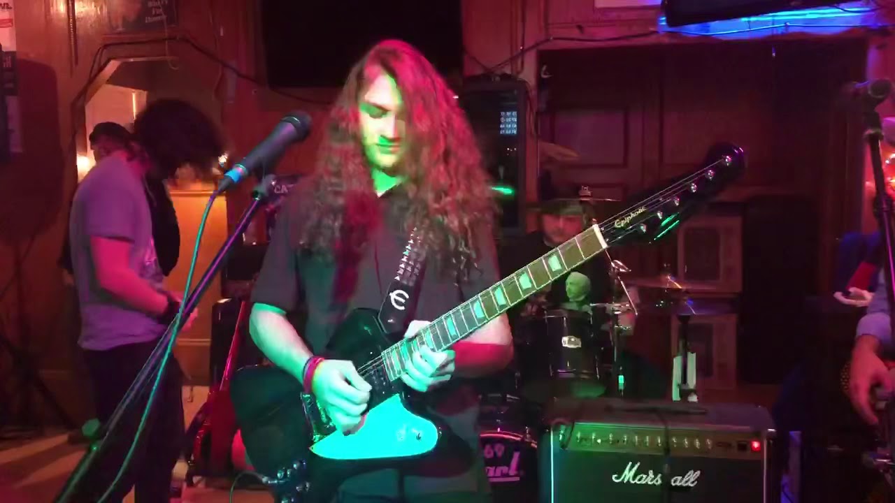 Slash Epiphone Firebird Solo - YouTube