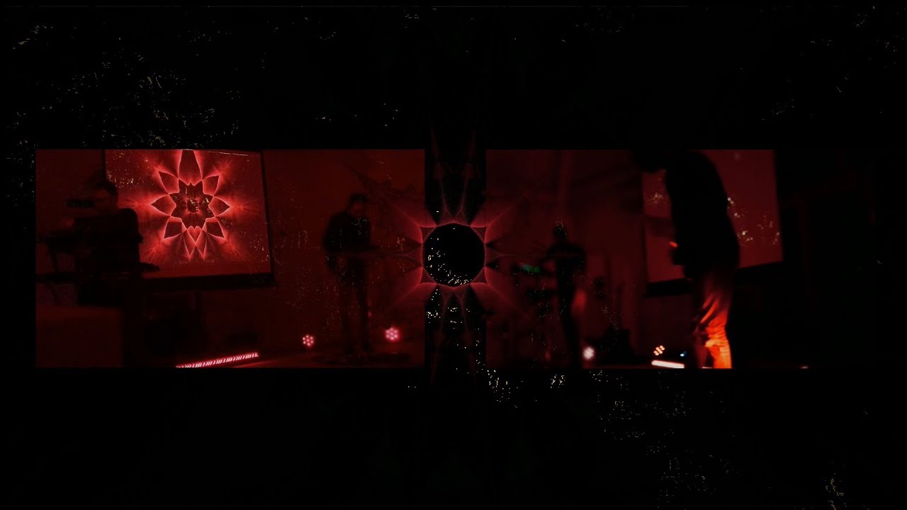 Code418 - Daydreaming (live) - YouTube