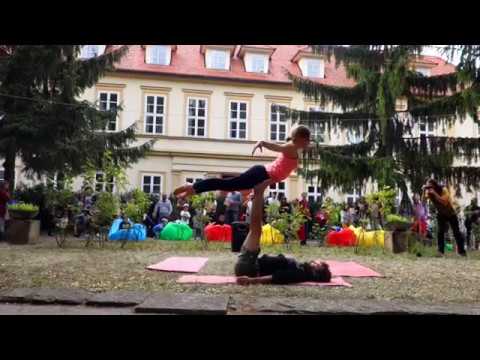 AcroYoga Performance - YouTube
