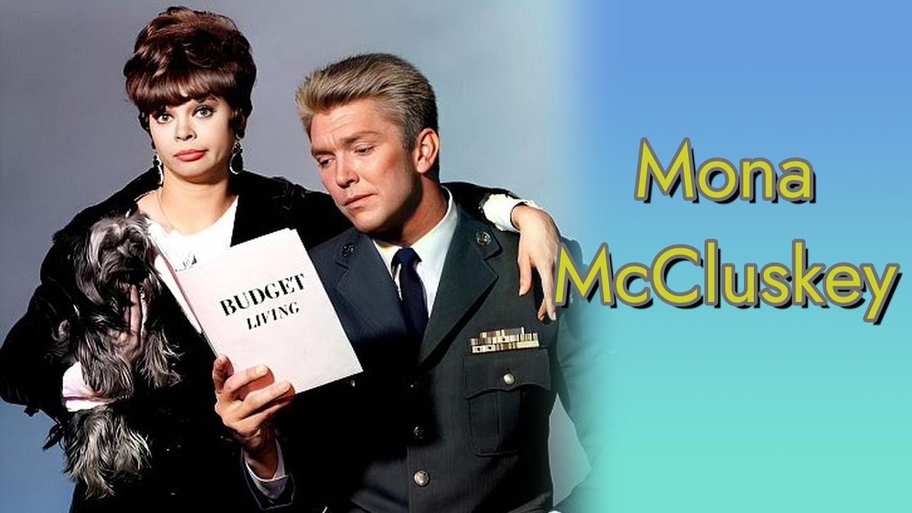 Carol y Mike | Mona McCluskey | Serie 1965 | Intro España - YouTube
