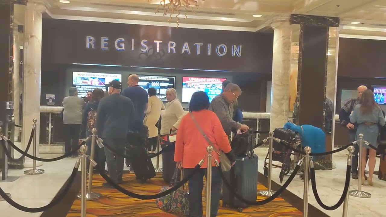 Golden Nugget Gold Tower VIP Lounge - YouTube