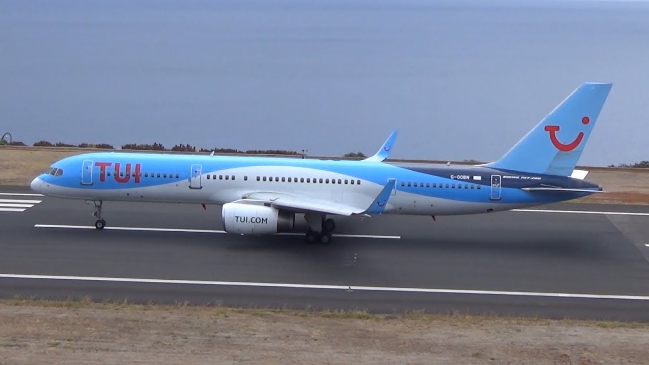 TUI B757-2G5(WL) | Takeoff Madeira Airport | G-OOBN - YouTube