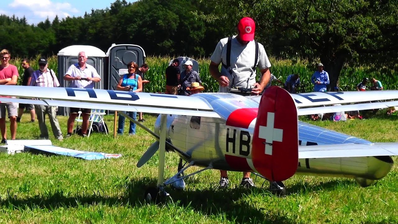 GIGANTIC RC AIRPLANE PILATUS SB-2 PELICAN “unique in the world“ - YouTube