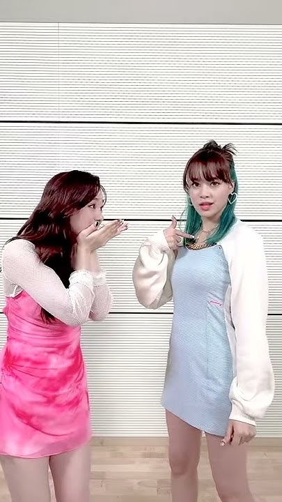 NiziU "rio nina" tiktok show - YouTube