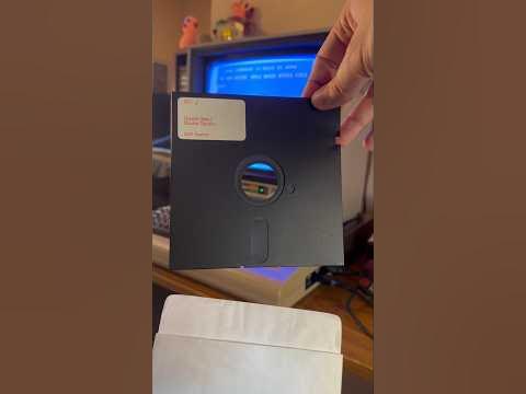 Retro Computer ASMR: Commodore 64 & 1541 disk drive #80s #retrocomputing #tech #asmr #c64 - YouTube