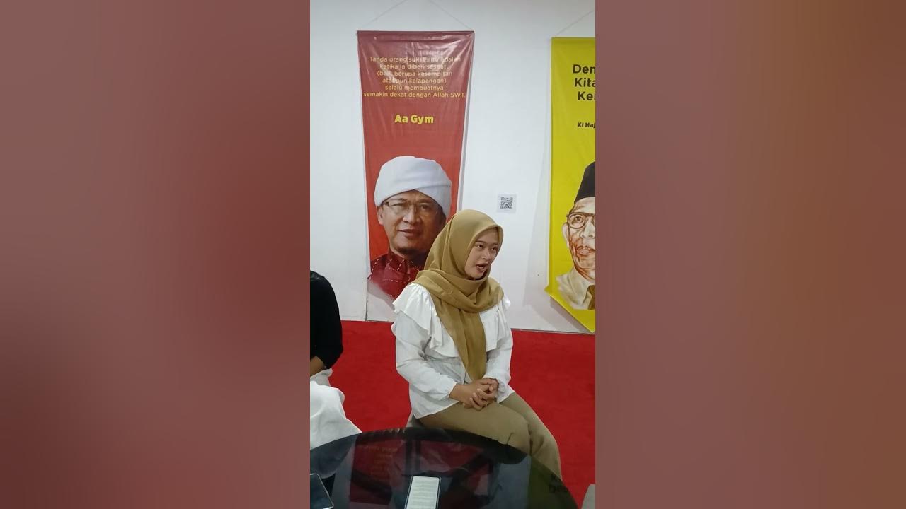 TUGAS MATA KULIAH MSDM KELOMPOK 4 " PERSAINGAN TIDAK SEHAT DI TEMPAT KERJA BERUJUNG KERJA SAMA ...
