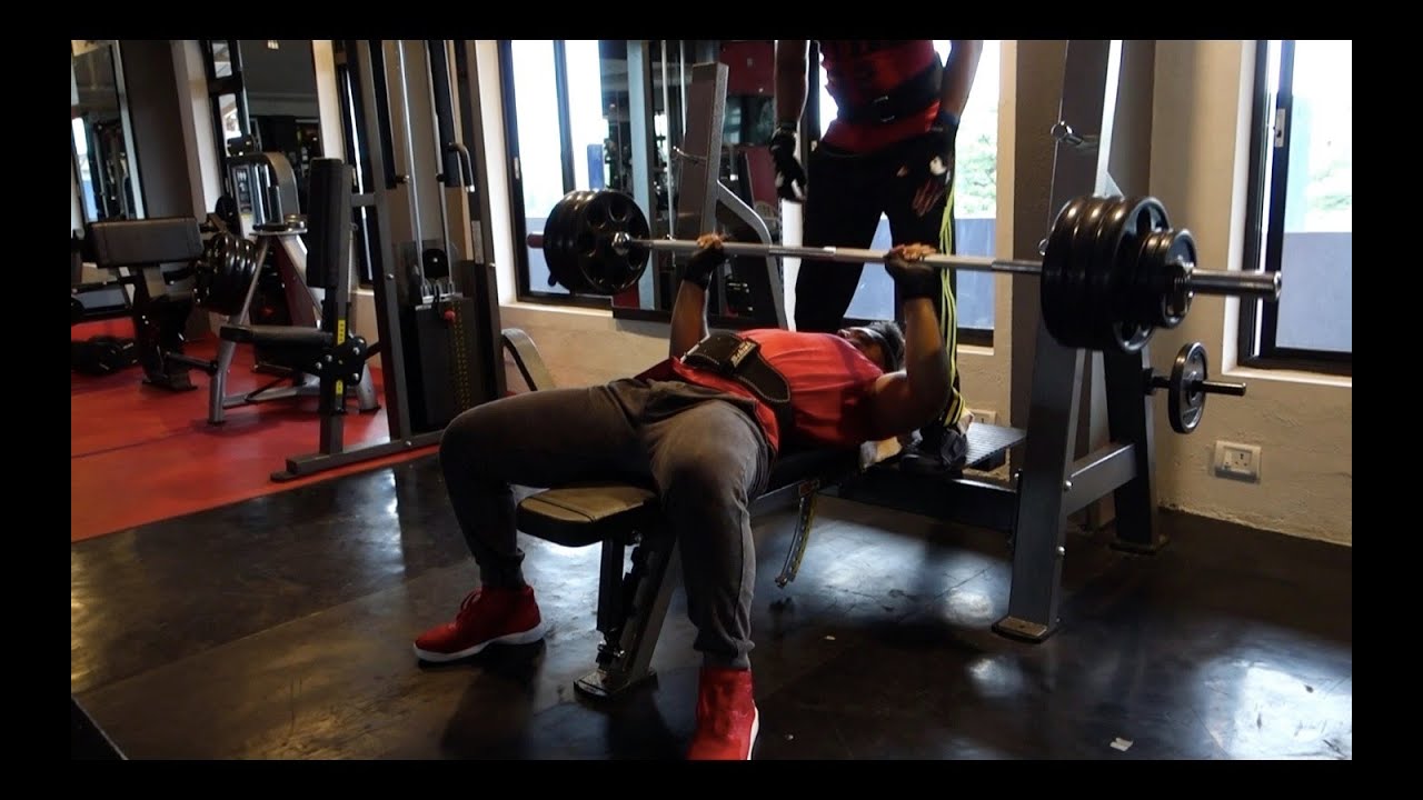 How To Build Upper Body Strength | One Rep Max | Oxy Gym - YouTube