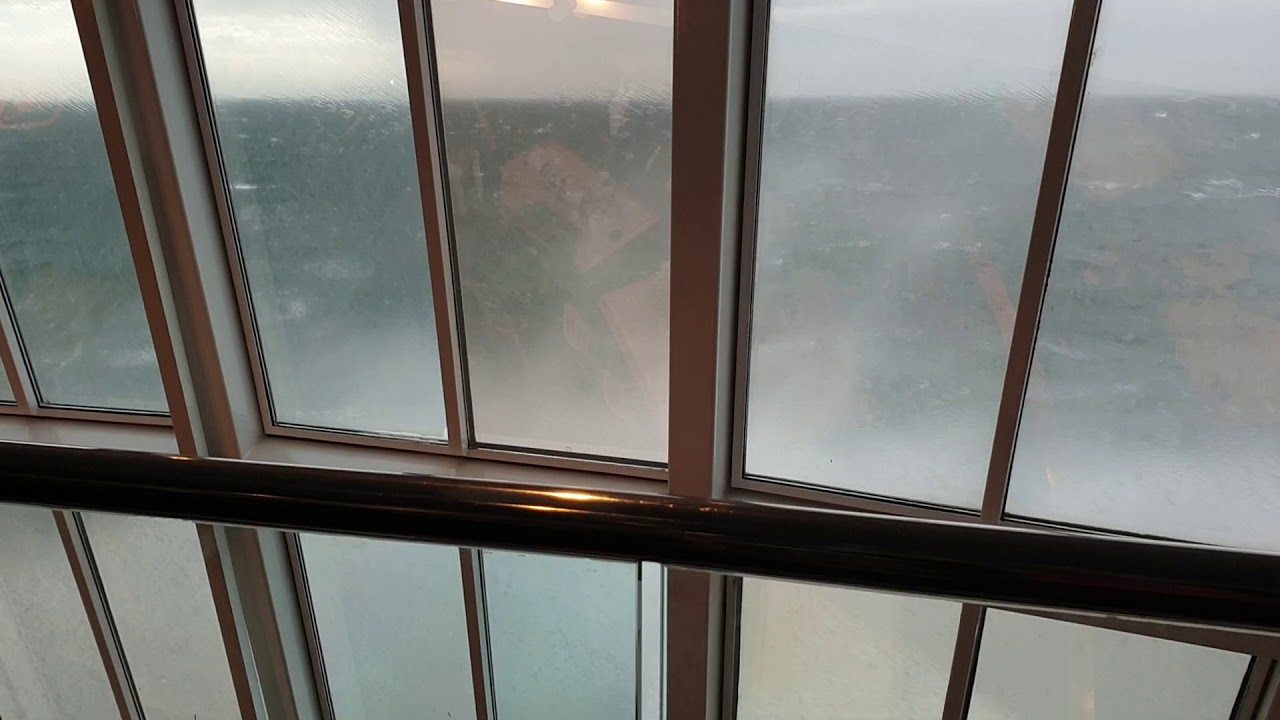 Flooding waves DFDS - YouTube