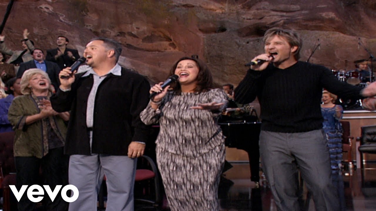 Bill & Gloria Gaither - Colorado [Live] ft. Wesley Pritchard, Reggie ...