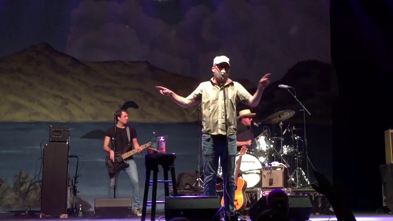 Cake - The Distance live at the AZ State fair - YouTube