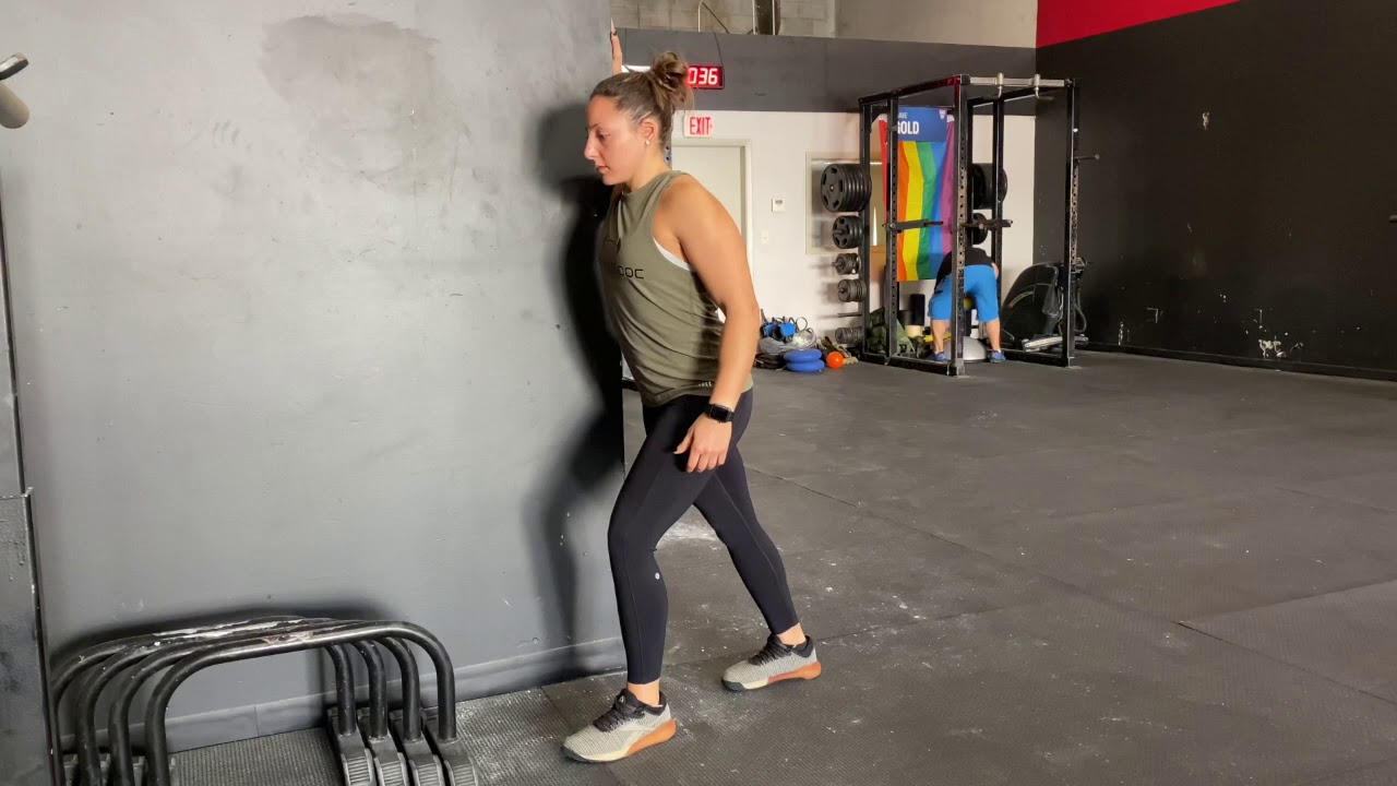 Single Arm Pec Stretch - YouTube