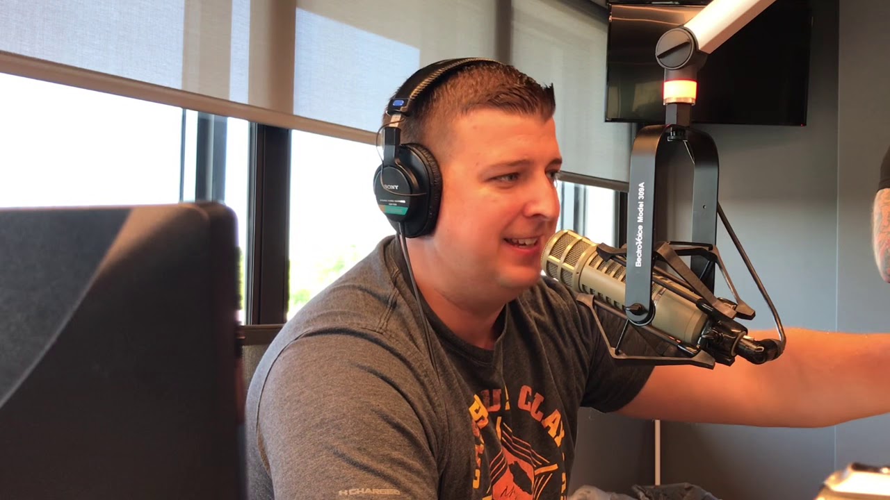 Glory Kickboxer Asa Ten Pow In Studio - YouTube