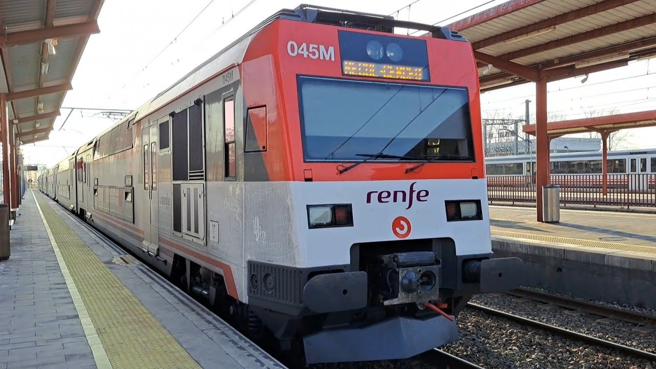 Tren serie 450 saliendo de Guadalajara - RENFE Cercanías Madrid - YouTube