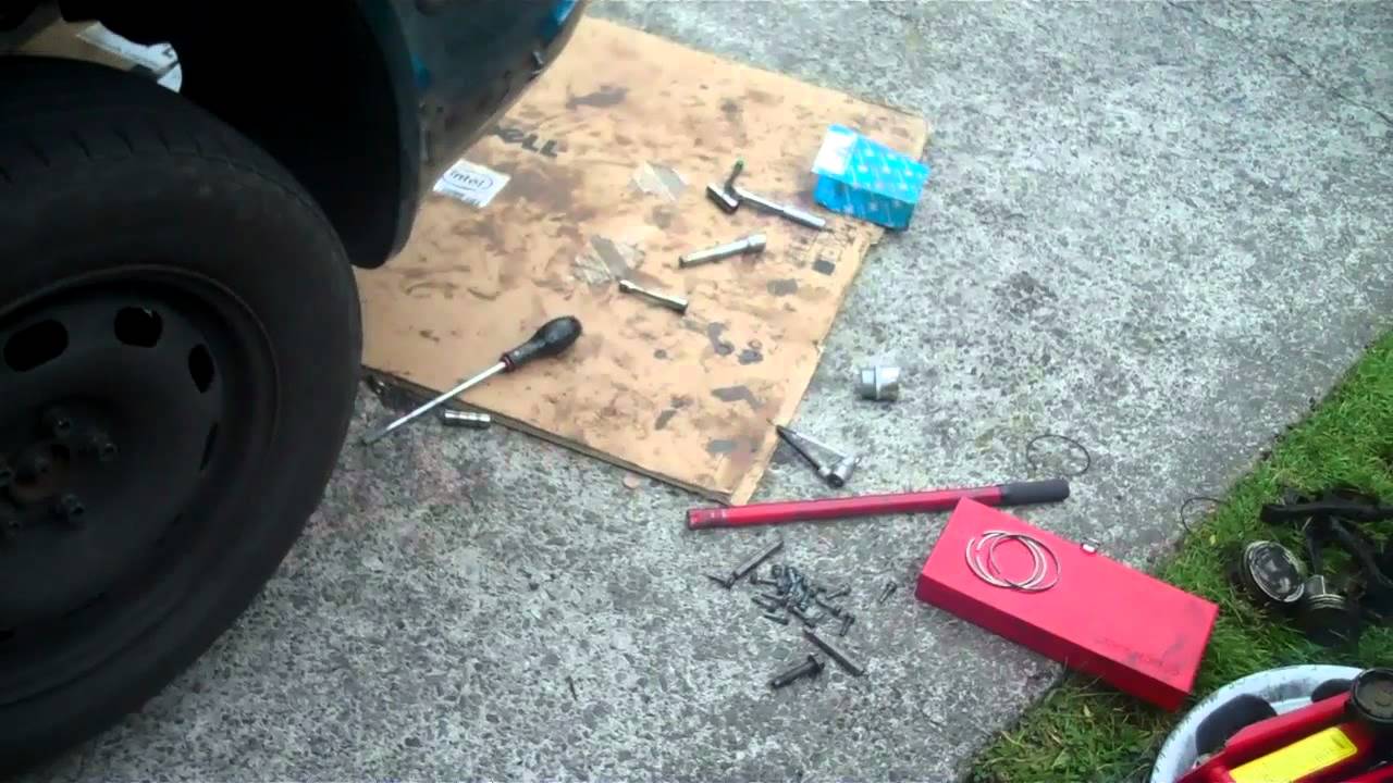 Skoda Octavia - engine repair - YouTube