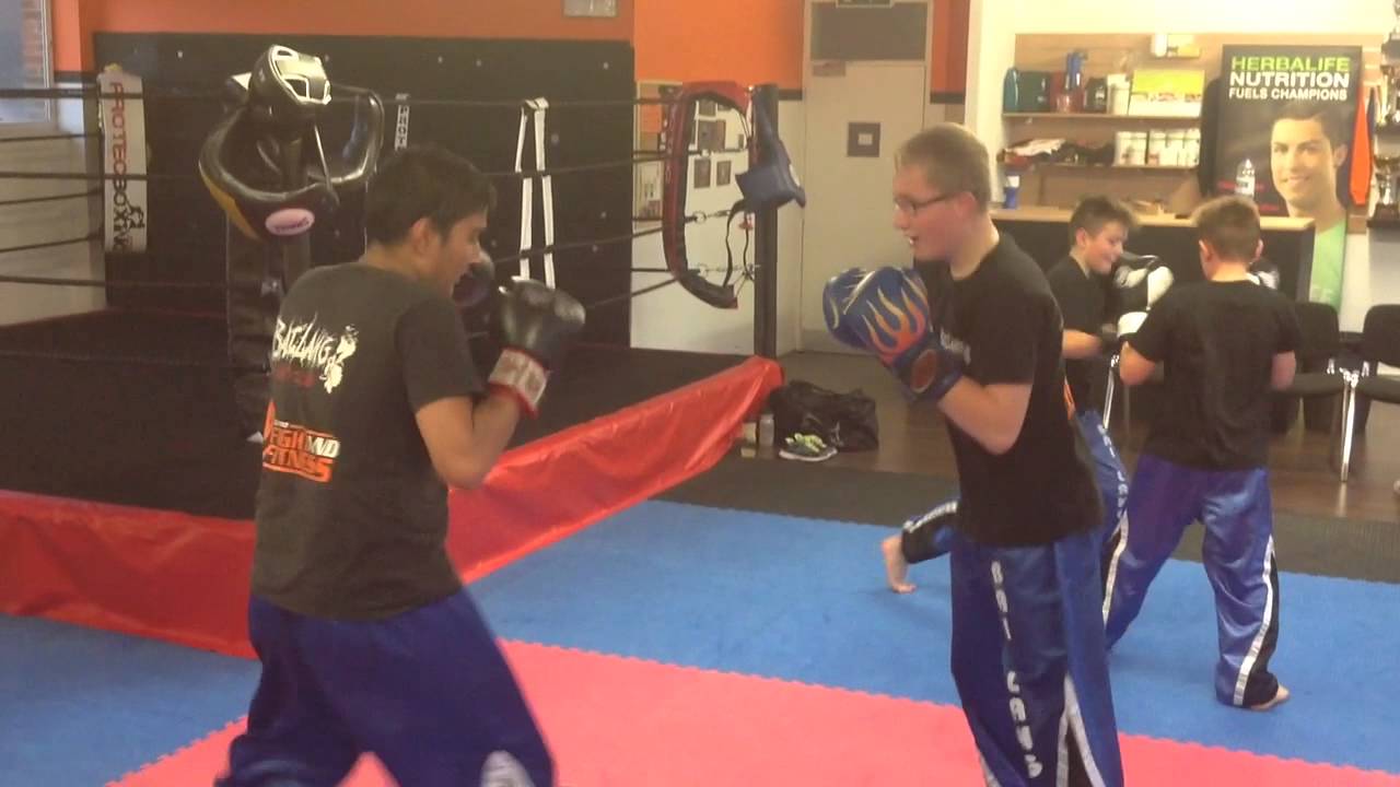 Tonight's kickboxing @ Bailang - YouTube