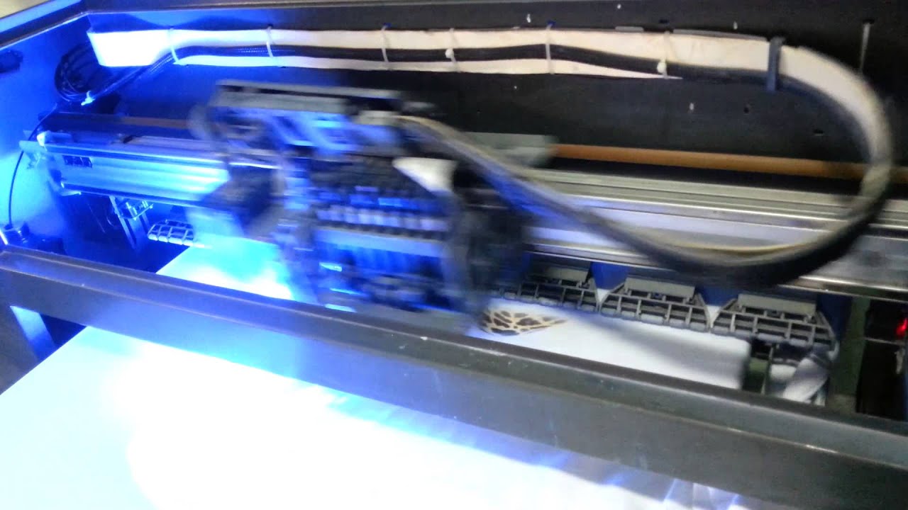 UV printer on T-shirt /T-shirt uv flatbed printer for phone case - YouTube