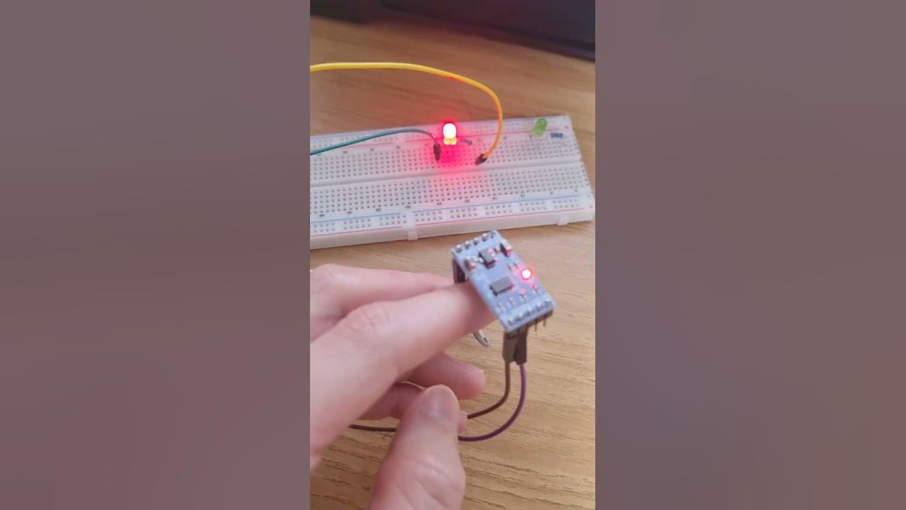 3축 가속도 센서 ADXL345 - YouTube