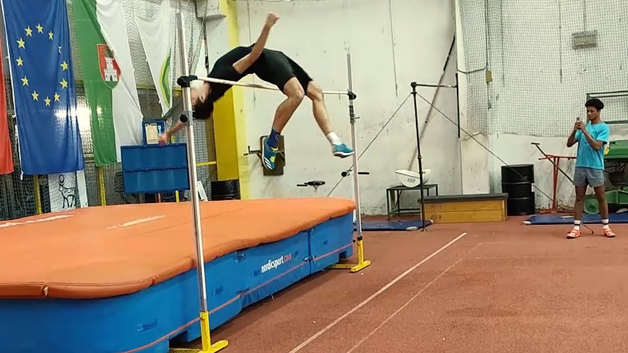 6 steps High Jump 210 cm Training Sandro Tomassini Ljubljana 2024 - YouTube