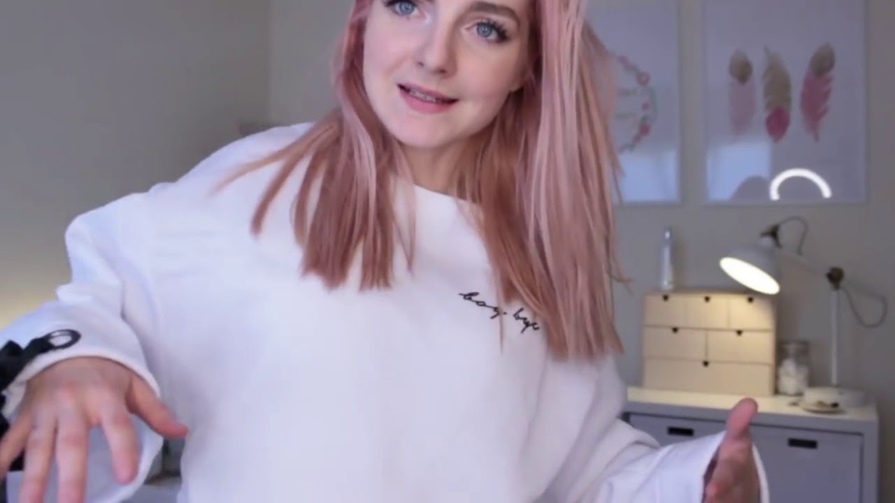 LDShadowLady - Whos That Chick? - YouTube