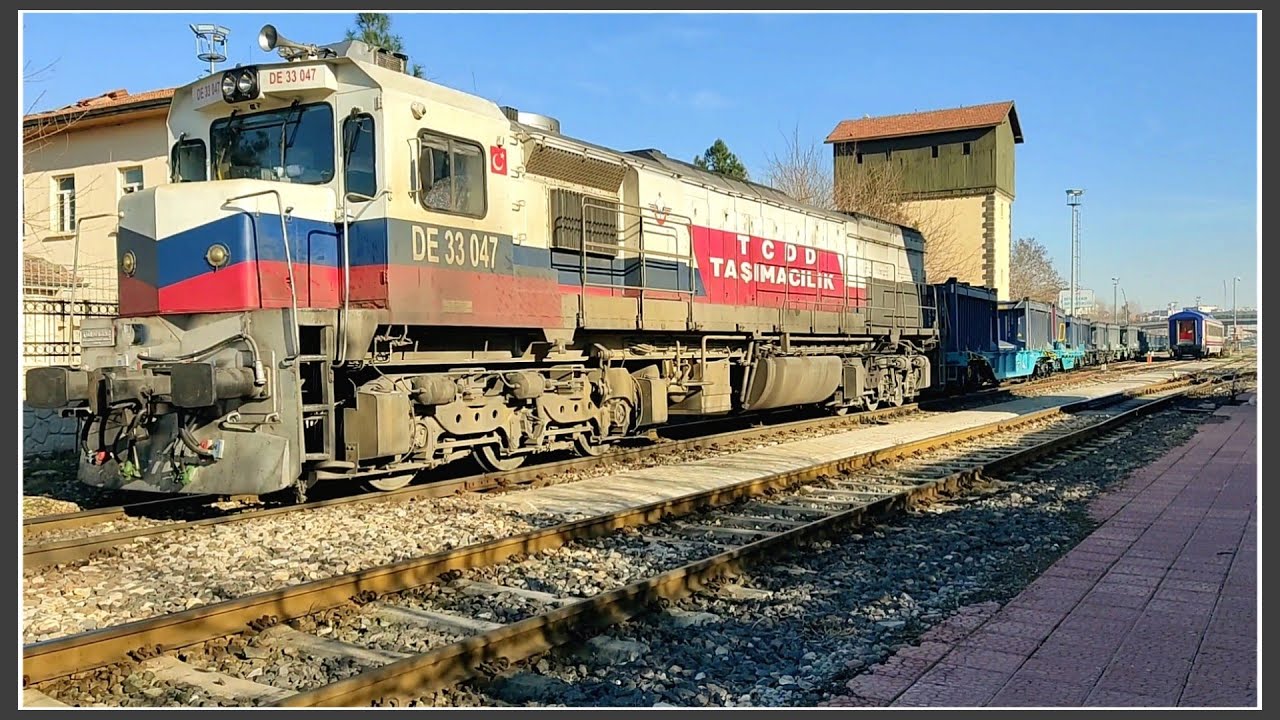 TCDD DE 33047 + DE 33003 MADEN TRENİ KALKIŞ BEKLİYOR | FREIGHT TRAIN ...