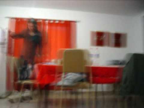 Prostitutas zombis patinan para atrapar a niño cachetón - YouTube