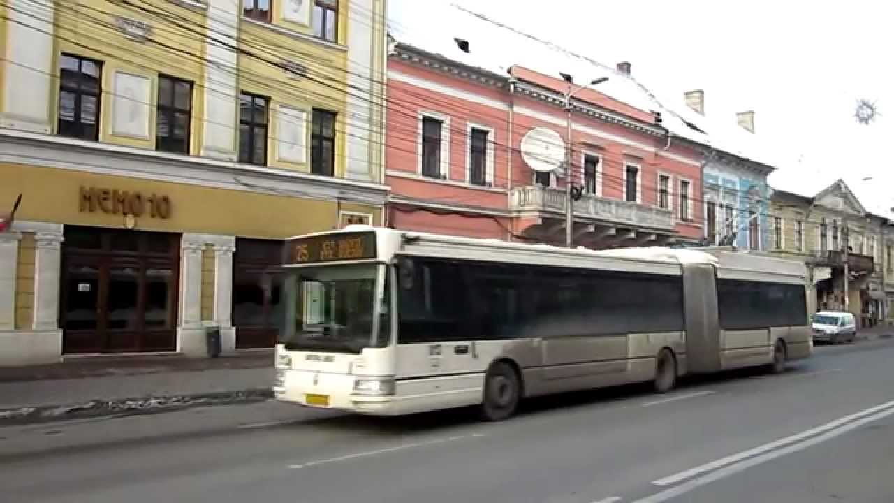 Cluj Napoca: calea Motilor. Troleibuz RATUC (ex-Roissybus) nr. 013 ...