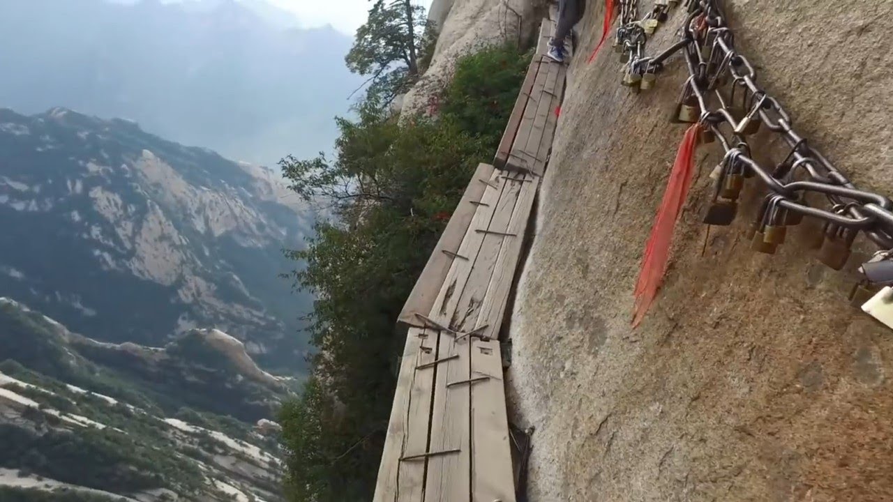 China -HuaShan Mountain -Most Dangerous Mountain -Plank Walk -Death ...