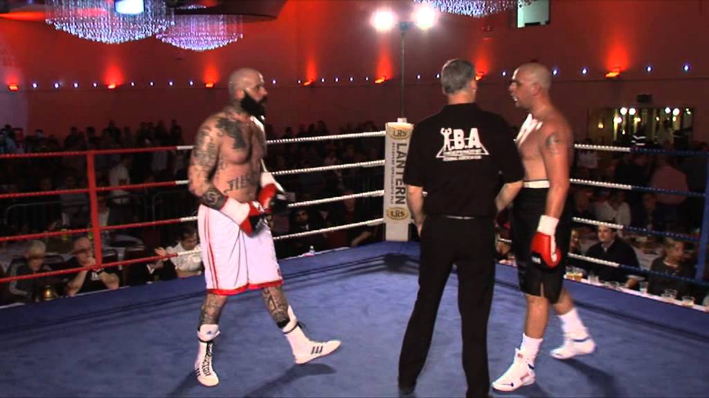 IBA Boxing - Dan Lovett v Darren Thompson - City Pavilion - YouTube