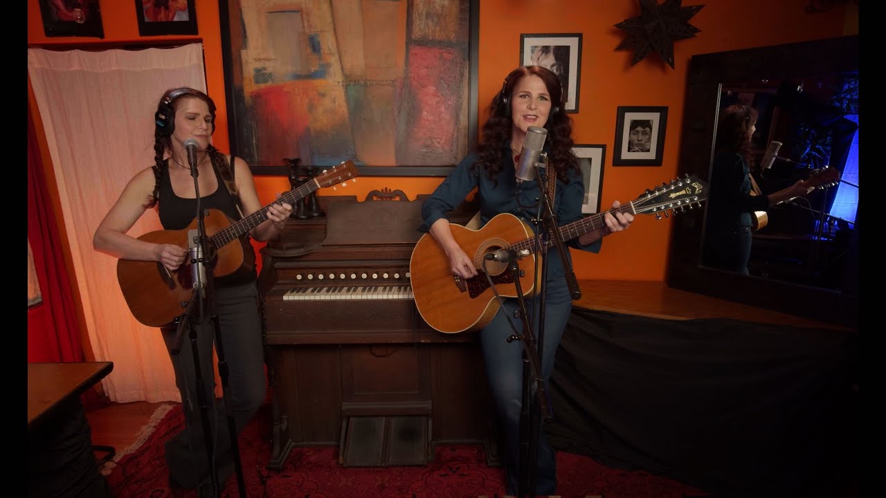 Lisa Paschall - I Can (Live Song Performance) - YouTube