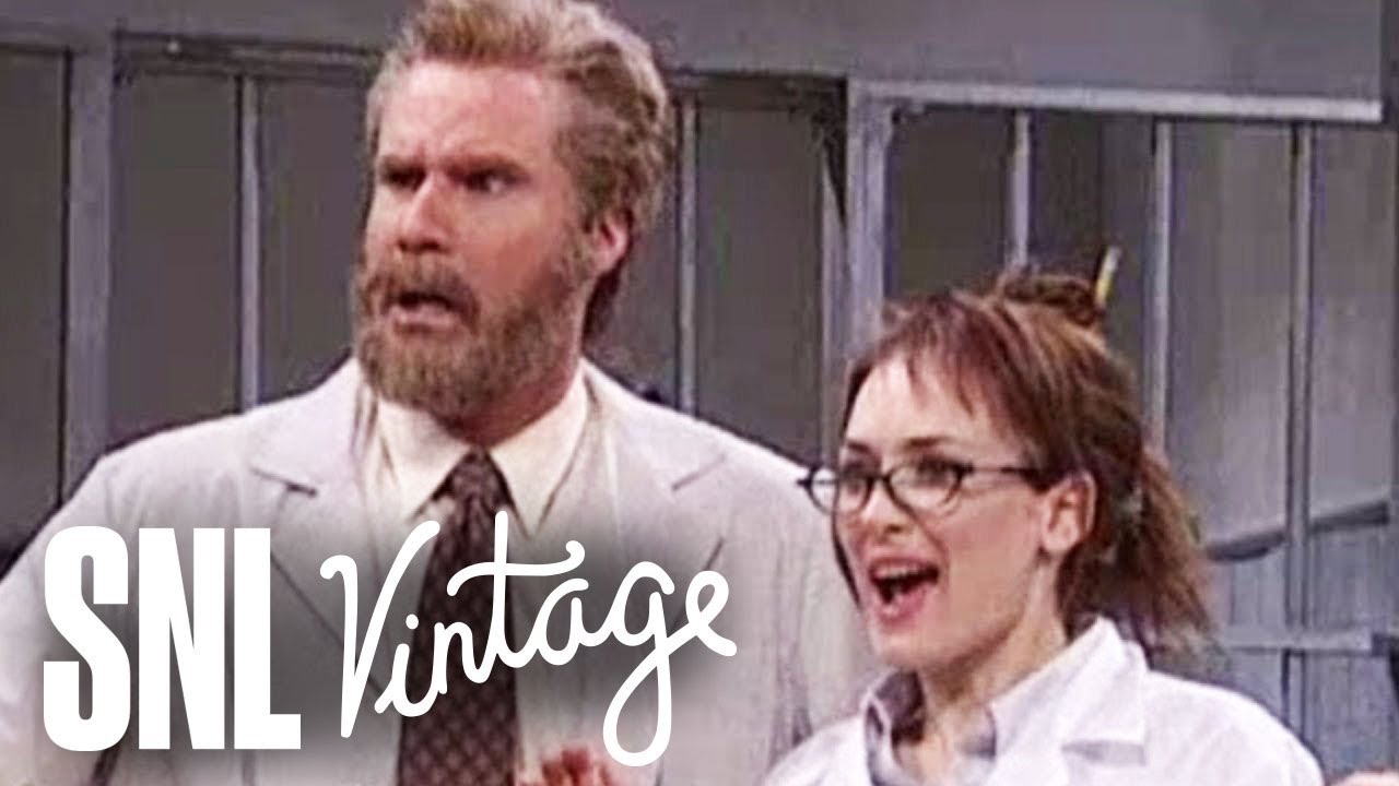 Bearologist - SNL - YouTube