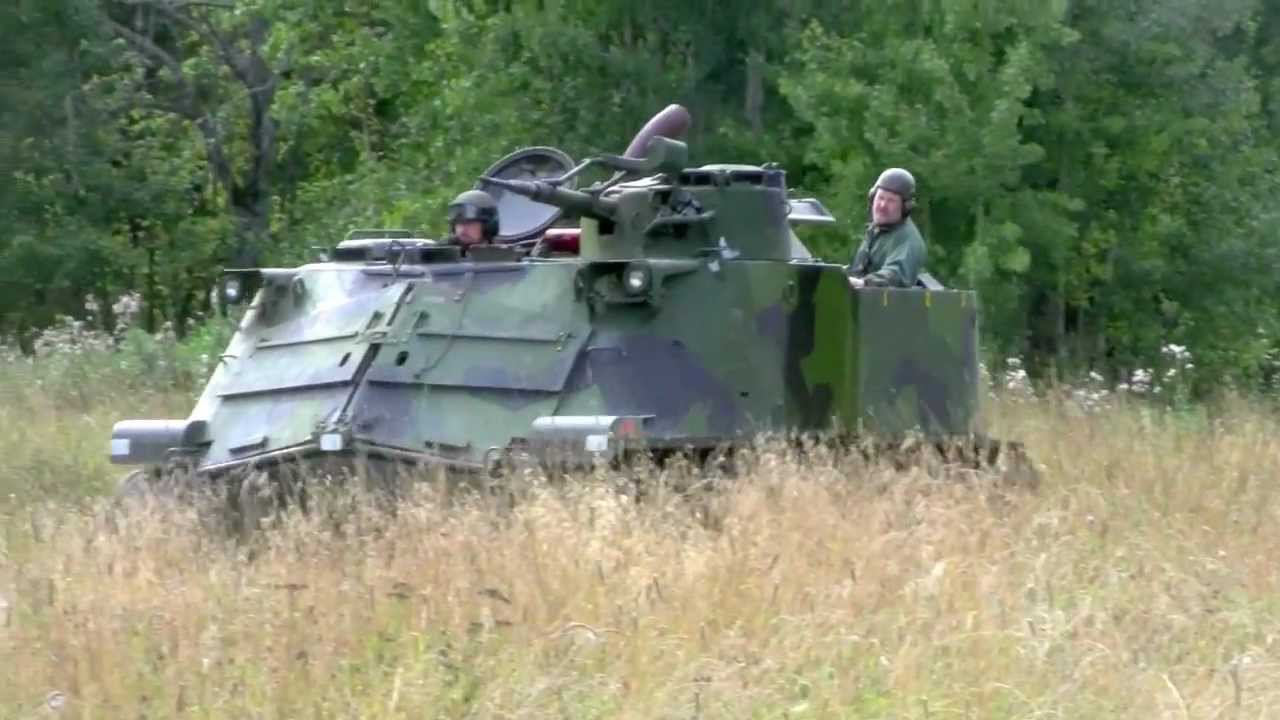 Pansarbandvagn 302 - YouTube