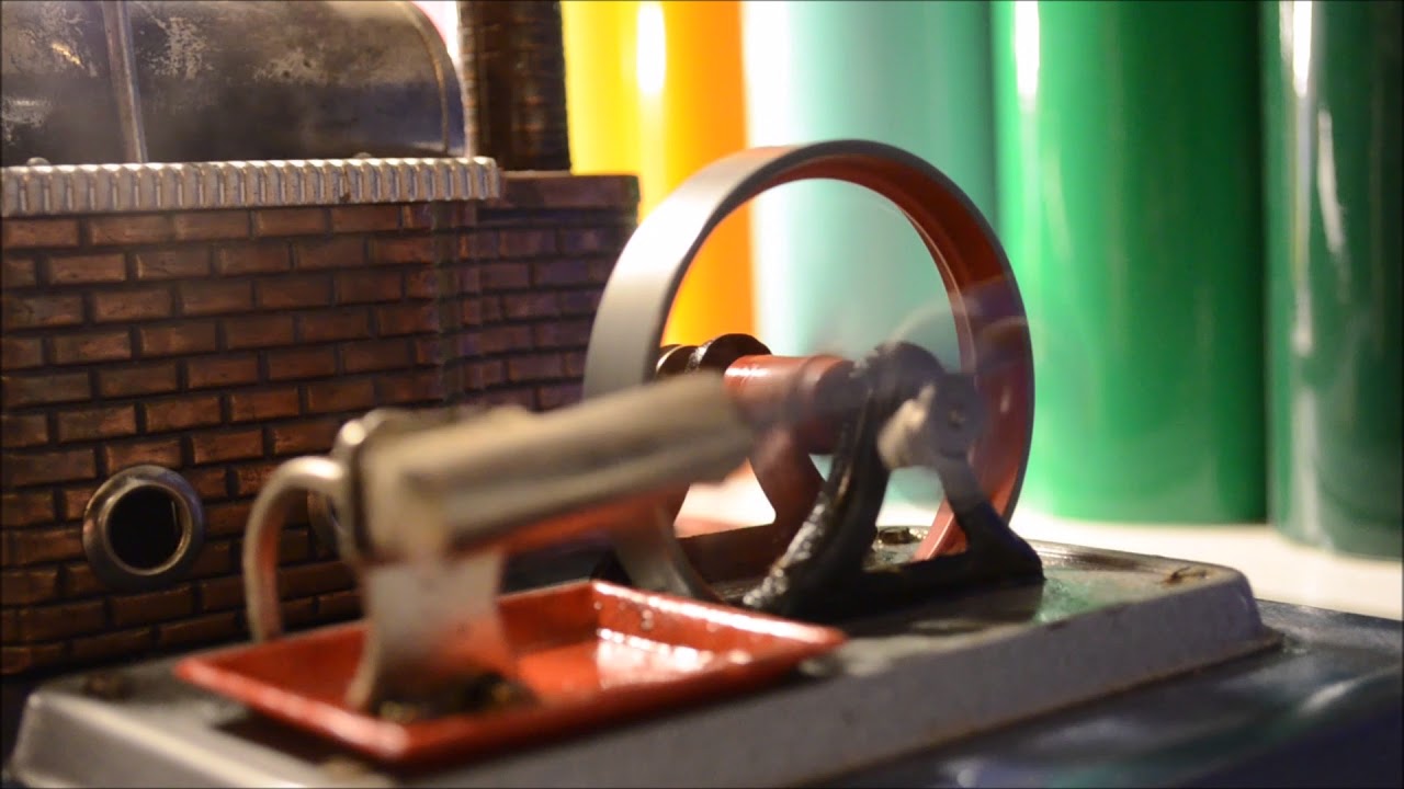 Dampfmaschine Wilesco Spielzeug - YouTube