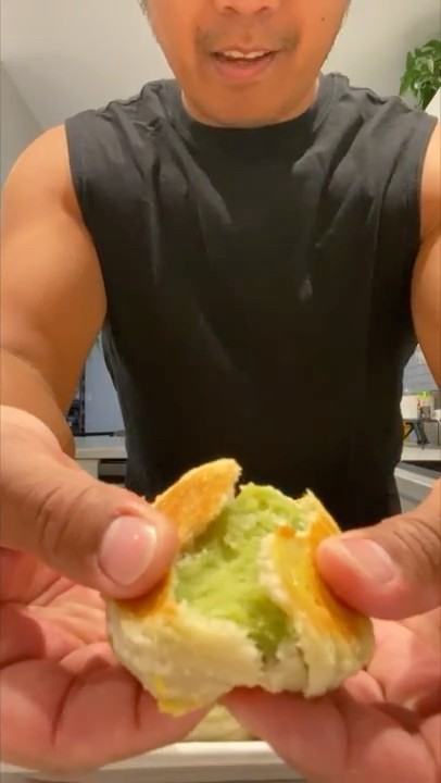 BUKO PANDAN HOPIA | BUHAY CANADA #food #hopia #bread - YouTube