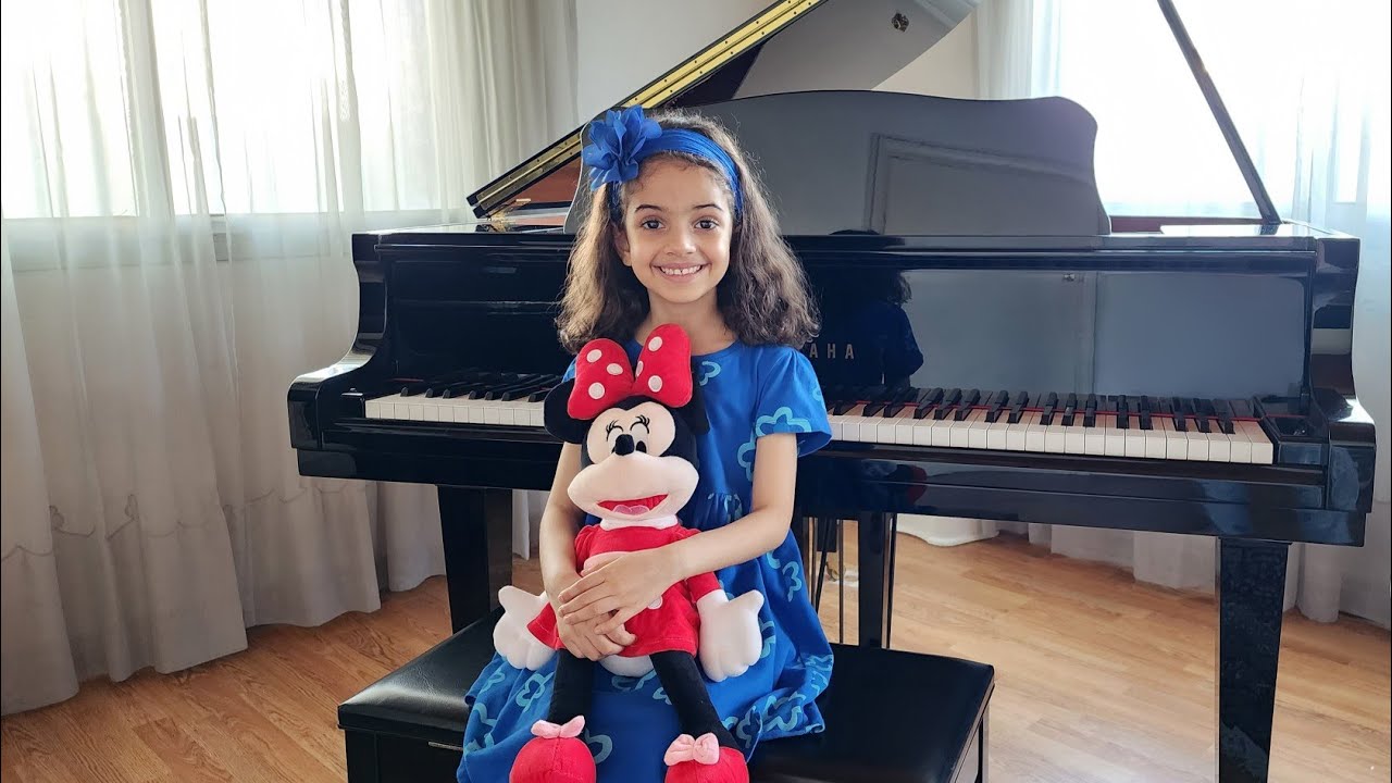 Ranim talks about her weekend with Minnie - YouTube