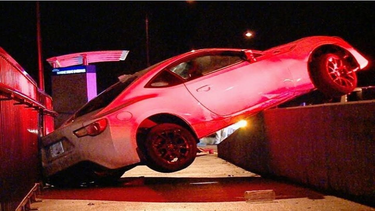 Street Drifting Fails Wins 2020 - YouTube