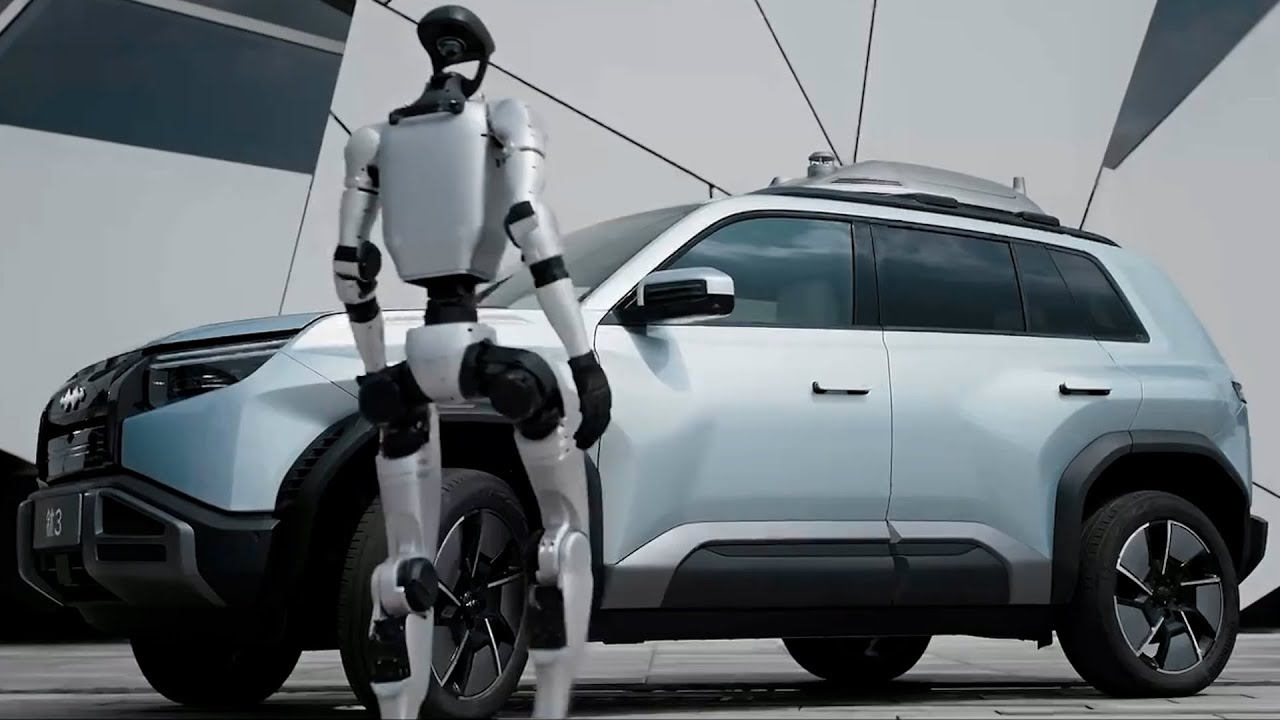 BYD FangChengBao Titanium 3 EV Exterior Showcase Featuring Unitree Go2 ...