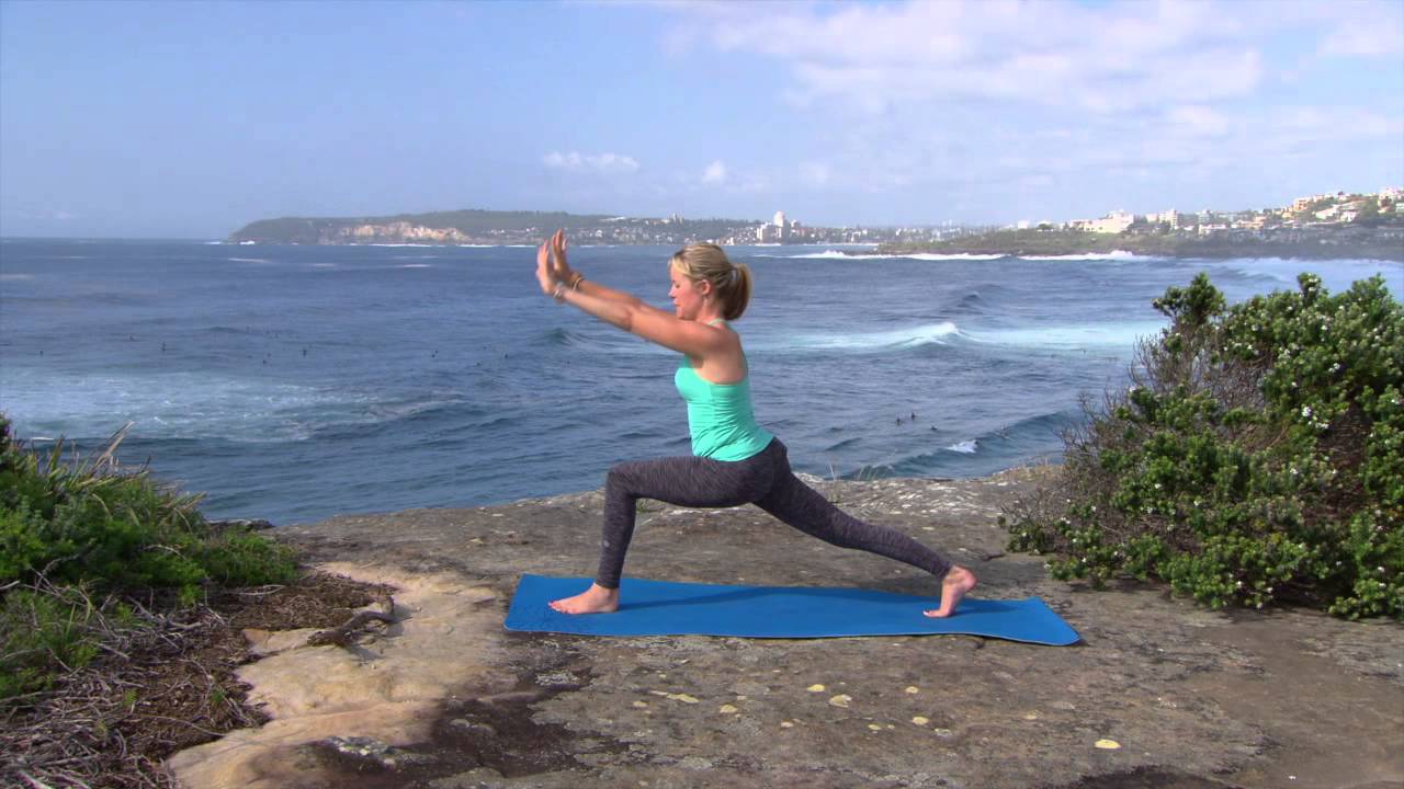 Simple 25minute Yoga Class by The Mobile Yogi - YouTube