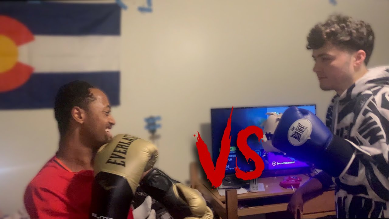 FIGHT NIGHT IN COLLEGE DORM !! P.1 - YouTube