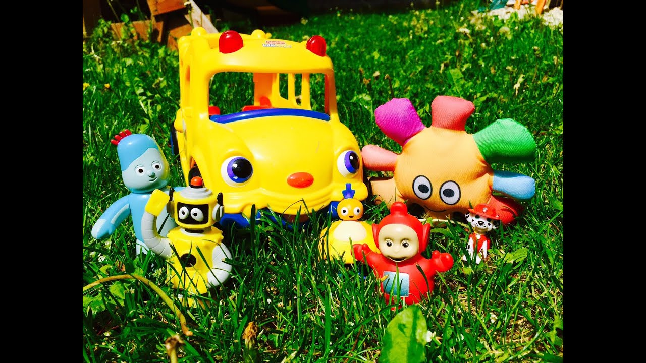 TWIRLYWOOS, Teletubbies and In The Night Garden Toys Field Trip! - YouTube