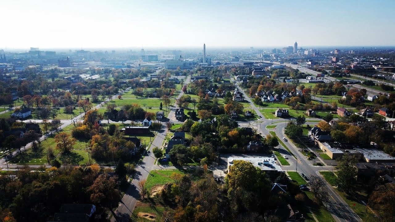 A Flight Over: East Side Detroit: Drone Footage (Michigan) - YouTube