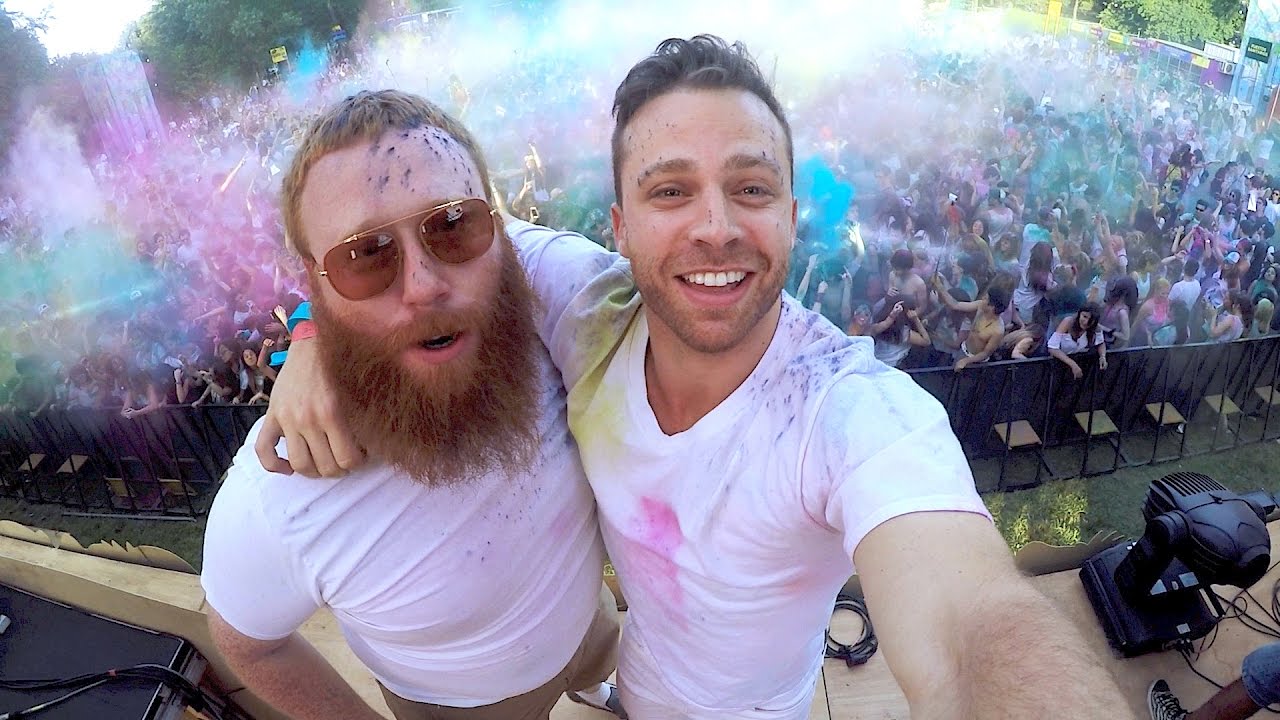 We Color Festival en Buenos Aires - Cap 39 - Dustin Luke - YouTube