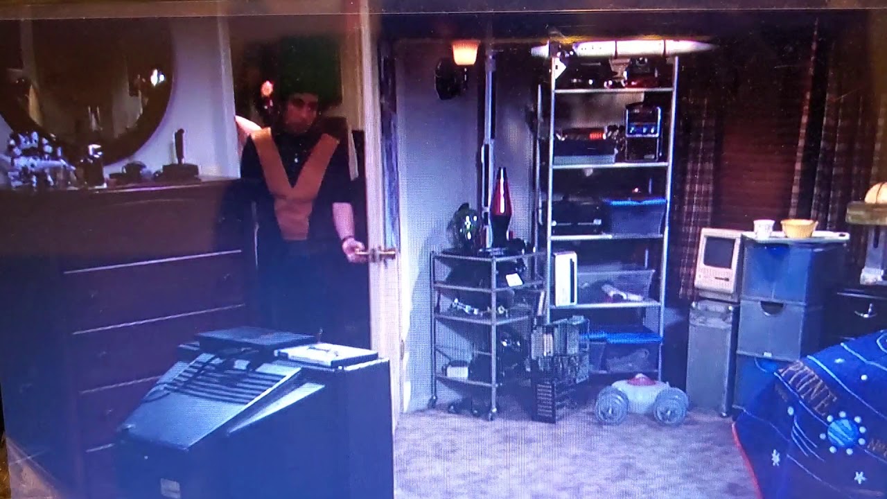 Howard Wolowitz' "dad." - YouTube