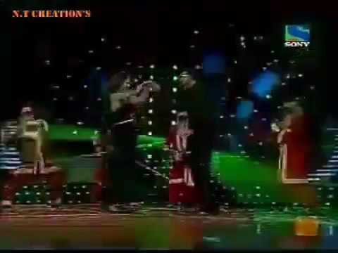 Akshay kumar n katrina kaif dancing on welcome song at the reality show