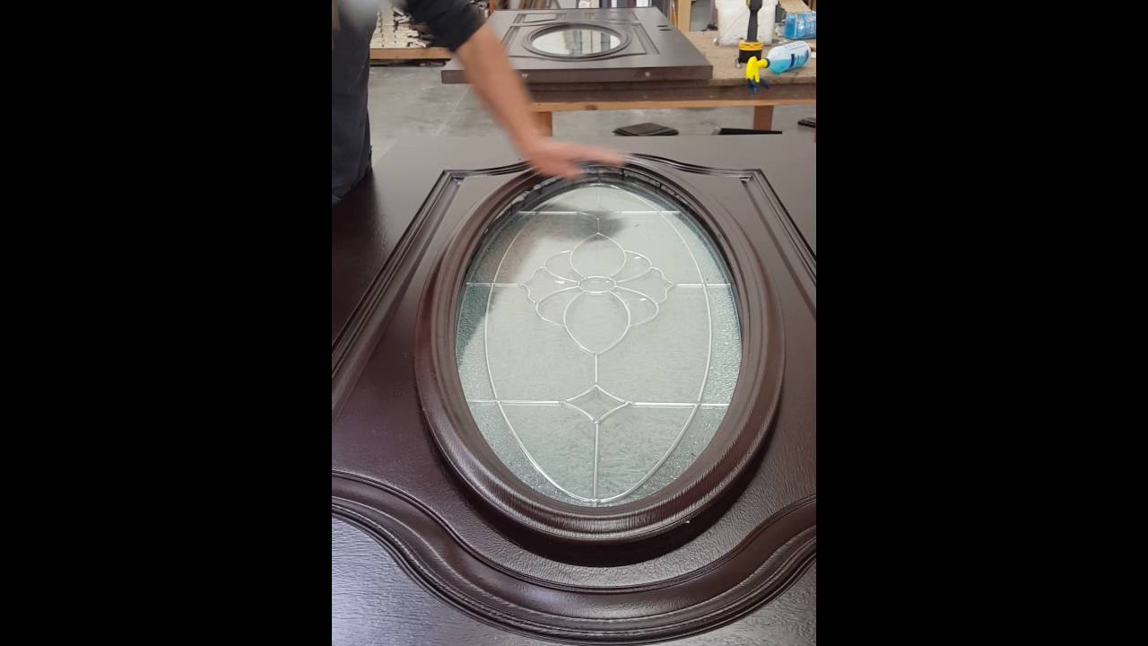 Step 3: Insert Glass Molding - YouTube