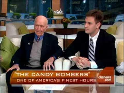 Candy Bombers Remembered - YouTube