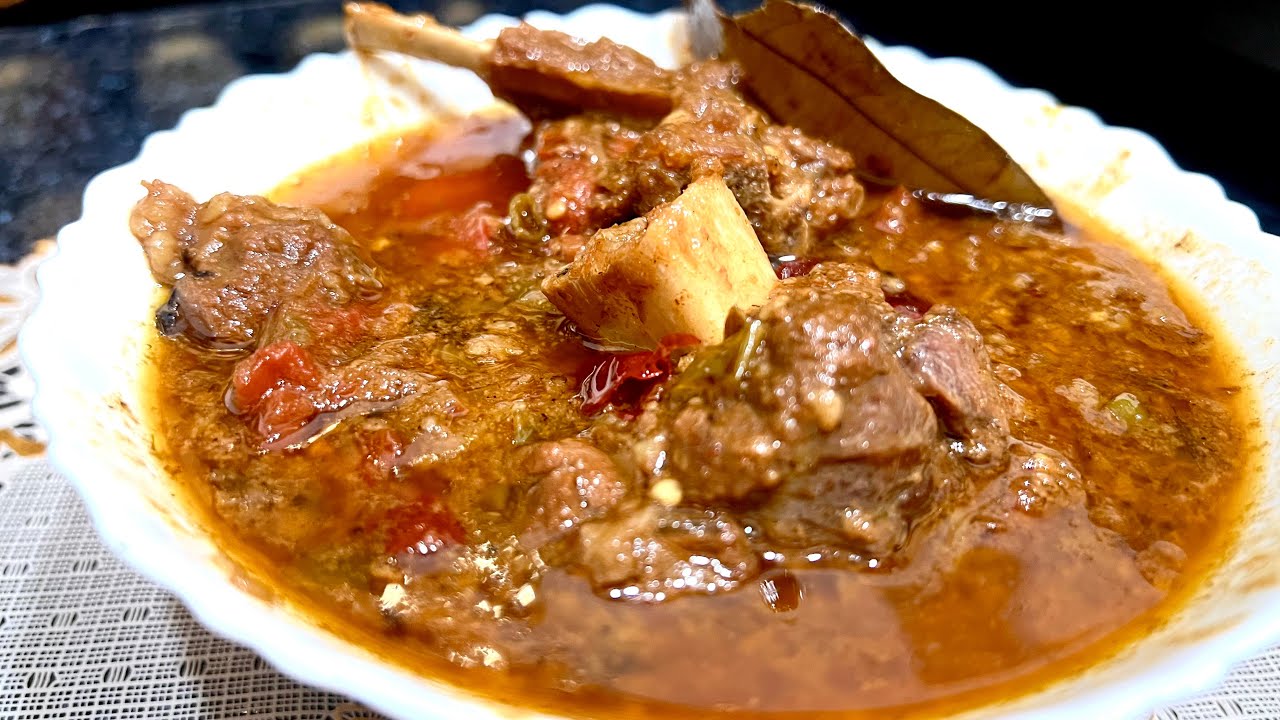 “Mutton ishtu recipe | हल्के मसालों में बना मलाईदार मटन!" - YouTube