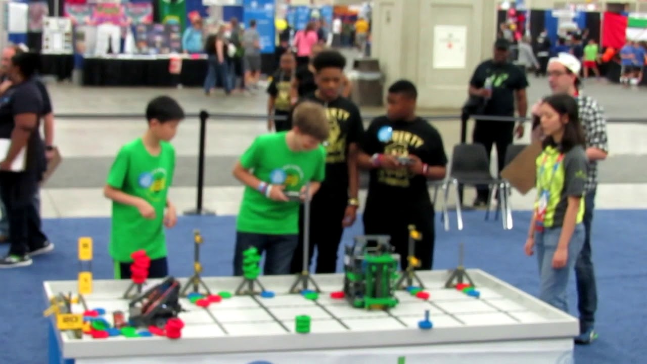 2018 VEX IQ Worlds MS Eng Q51 3333J & 10615A 211 Pts - YouTube