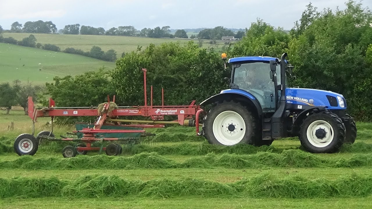Raking Grass with New Holland & Kverneland - Cumbrian Silage 2018 - YouTube