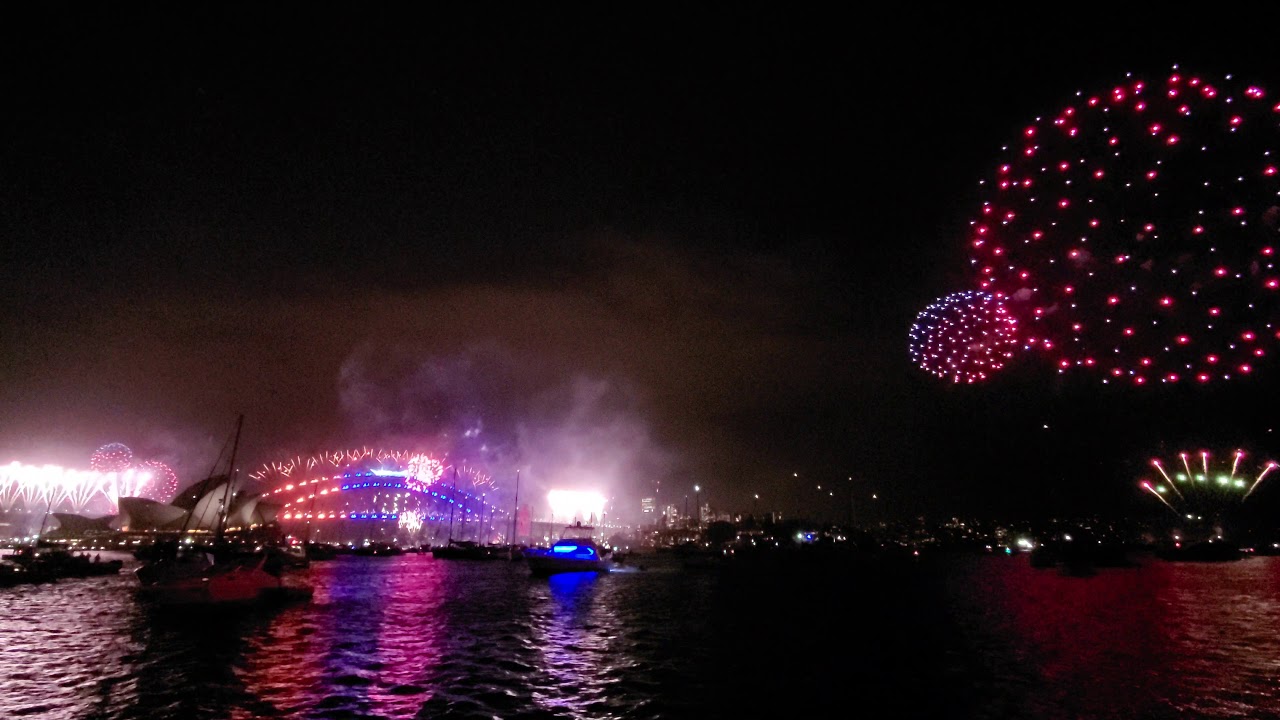 2019 NYE in Sydney - YouTube