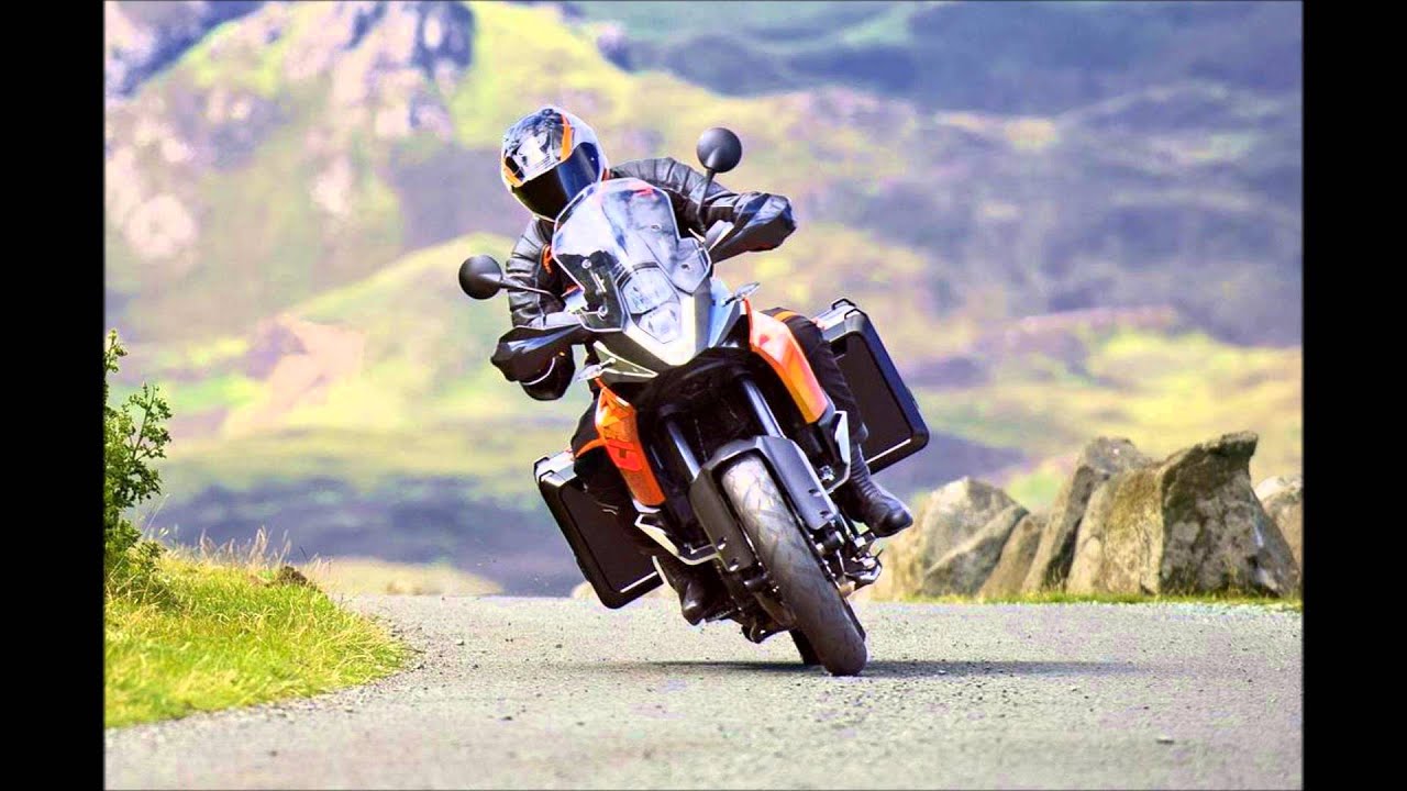 Yamaha R1 vs. KTM 1190 - YouTube